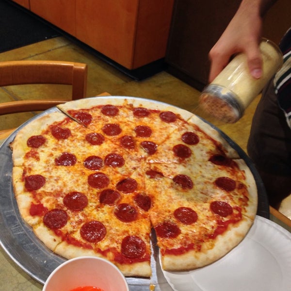 Randy's Pizza - Pizza Place