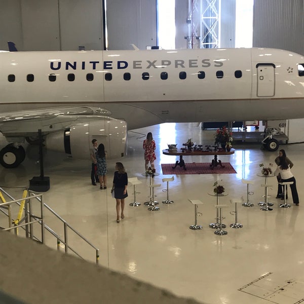 Embraer F-300 Building - São José dos Campos, SP