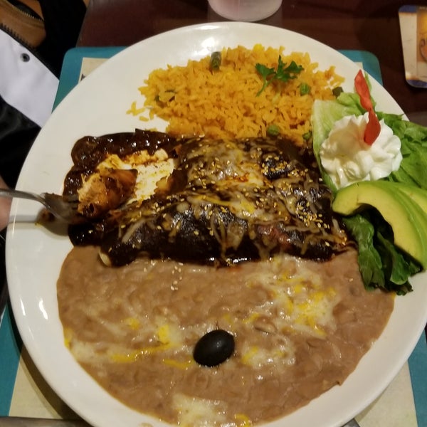 Don Gus Mexican & Seafood - Mexican Restaurant in Lancaster