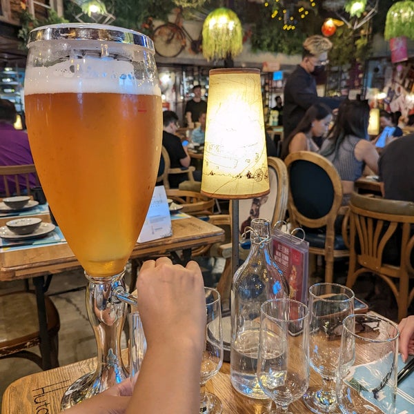 Hutaoli 胡桃里音乐酒馆 - Pub in Markham