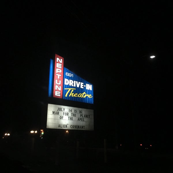 Neptune Drive-In - Shediac, NB