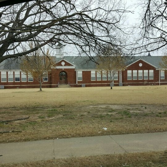 Springdale High School - High School in Springdale
