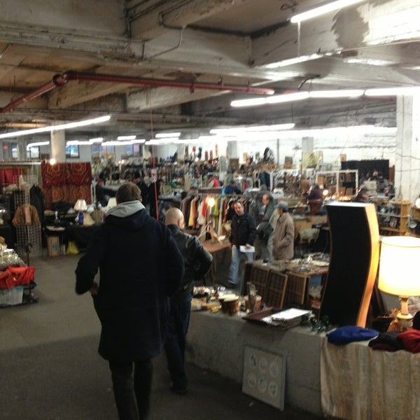 Chelsea Flea Market, Garage - Chelsea - New York, NY