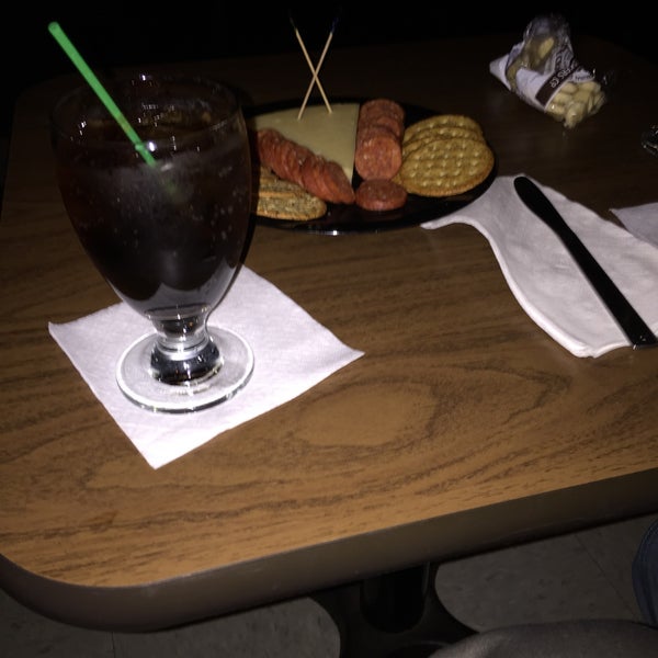 Gilson Cafe & Cinema - Indie Movie Theater