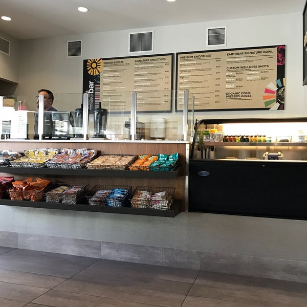 earthbar - 440 Portage Ave