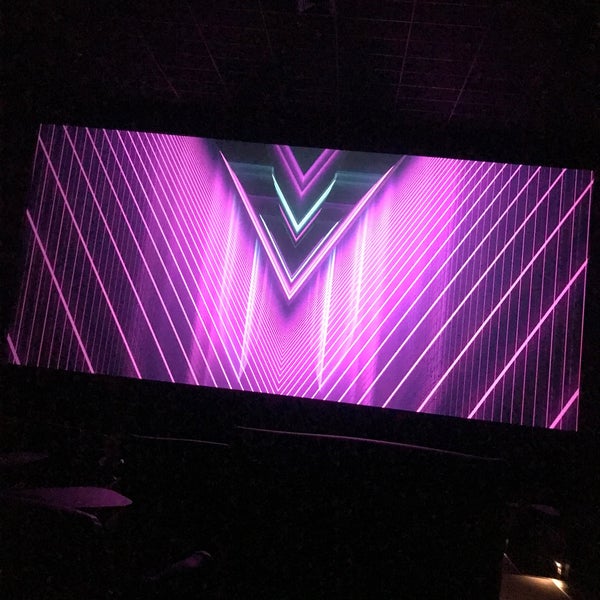 Hoyts Premium Class - Movie Theater in Buenos Aires