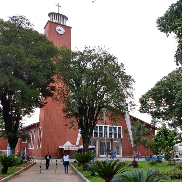 Igreja Matriz de Suzano - Paróquia de São Sebastião - 1 dica de 143 ...