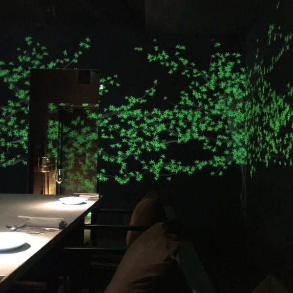 Moonflower Sagaya Ginza Art by teamLab - Japanese Restaurant in 銀座