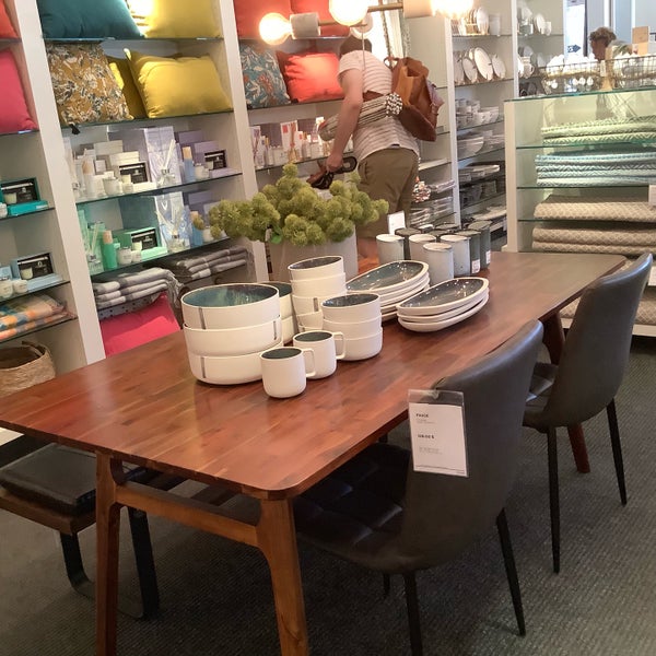 Zone Maison - Design Studio in Montcalm