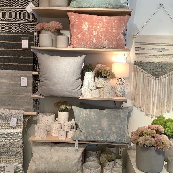 Zone Maison - Design Studio in Montcalm