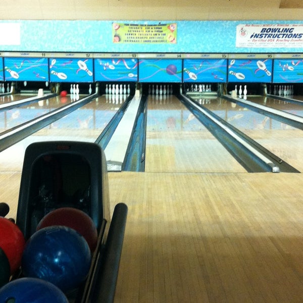 Cambrian Bowl (Now Closed) - Bowling Alley