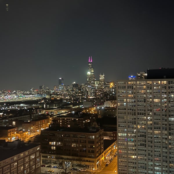 Vu Rooftop Bar - South Loop - 4 tips from 418 visitors