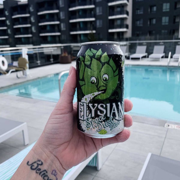 Element Reno Experience District - Hotel