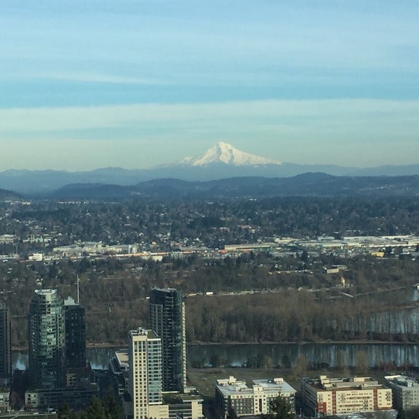 OHSU-VAMC Skybridge - 3 tips from 191 visitors