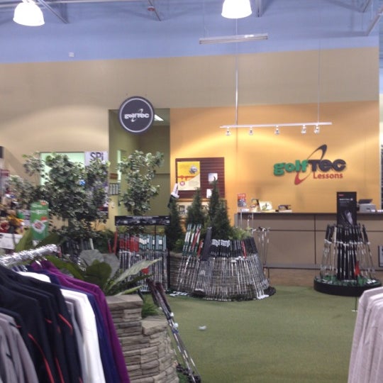 Golfsmith (Now Closed) - Sporting Goods Retail in Portland