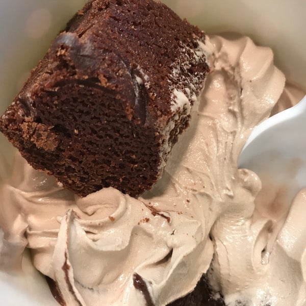 U-Swirl Frozen Yogurt - Frozen Yogurt Shop