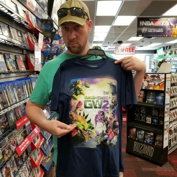 GameStop - 2480 Fairview Ave N Ste 26