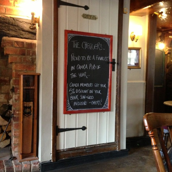 Chequers Inn - Pub in Chipping Norton