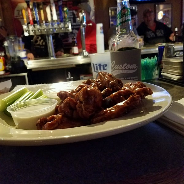 Photos at Howie's Bar - 10 tips from 395 visitors