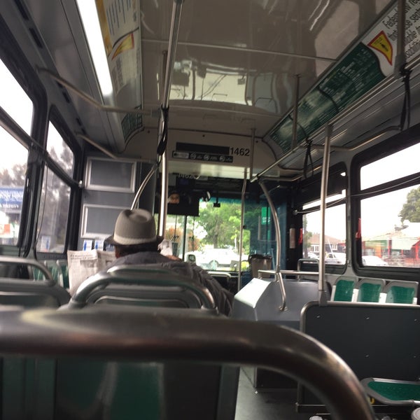 Photos at AC Transit Bus Stop (98) - Elmhurst - 98th Ave