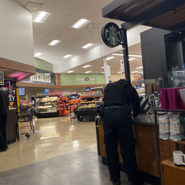 Safeway - Grocery Store in Downtown San Leandro