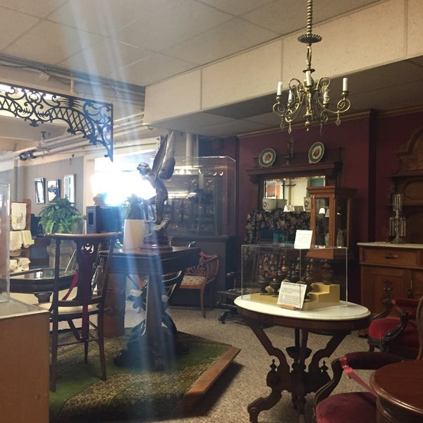 Alameda Museum - Art Museum in Alameda