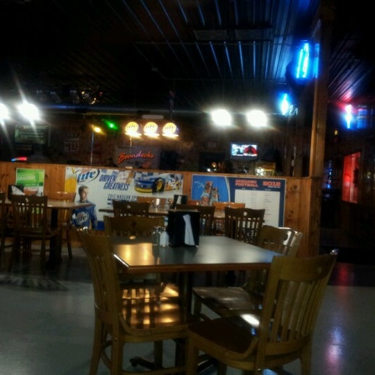 Boondock's Bar & Grill - 1 tip