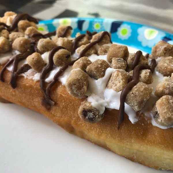 Flyboy Donuts - 5005 S Western Ave