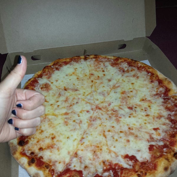 DD's Pizza - Pizzeria in Poughkeepsie