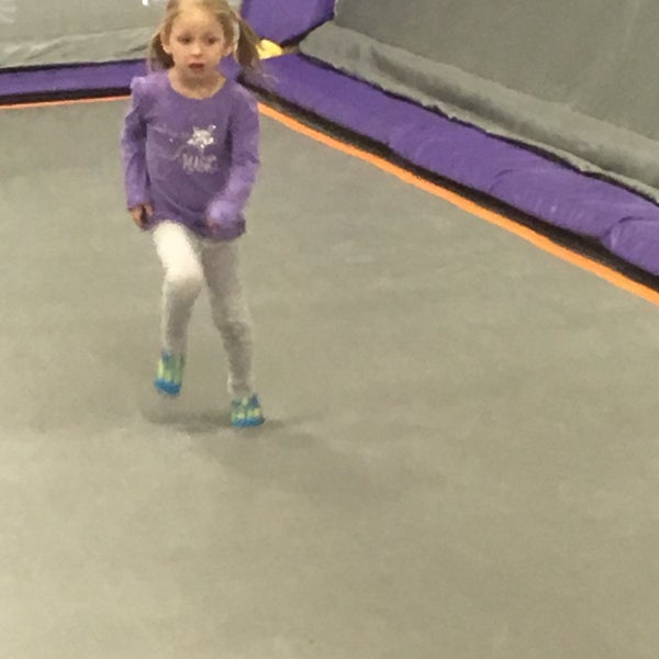 Mega Trampoline Fun Zone - 3 tips from 142 visitors