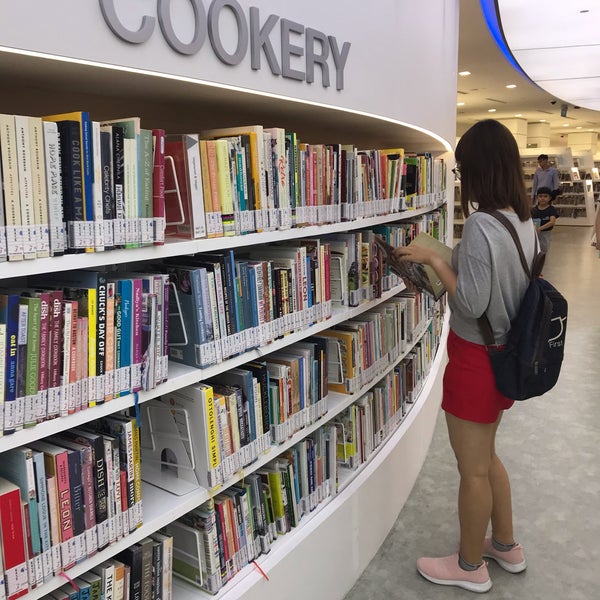 Photos at Yishun Public Library - Yishun - #04-01, Northpoint Shopping ...