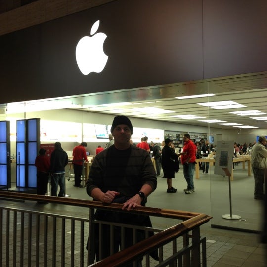 Photos at Apple Lenox Square - Electronics Store in Atlanta