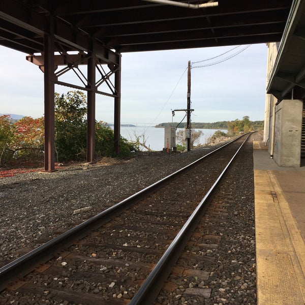 Photos at Rhinecliff Train Station - Amtrak - Rail Station