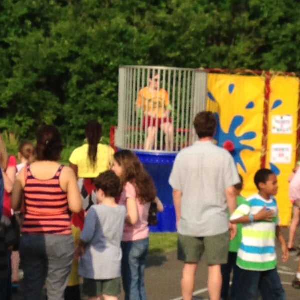 Harris Creek Elementary School - 3829 Forestville Rd