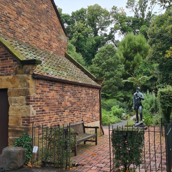 Cook's Cottage - East Melbourne - Fitzroy Gardens