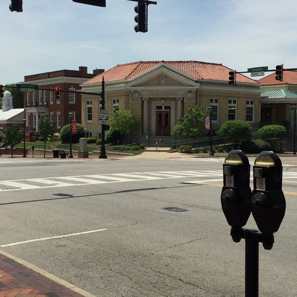 Historic Downtown Lebanon - Neighborhood