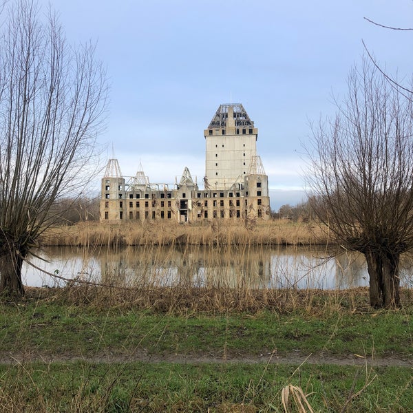 Kasteel Almere - 1 tip from 221 visitors