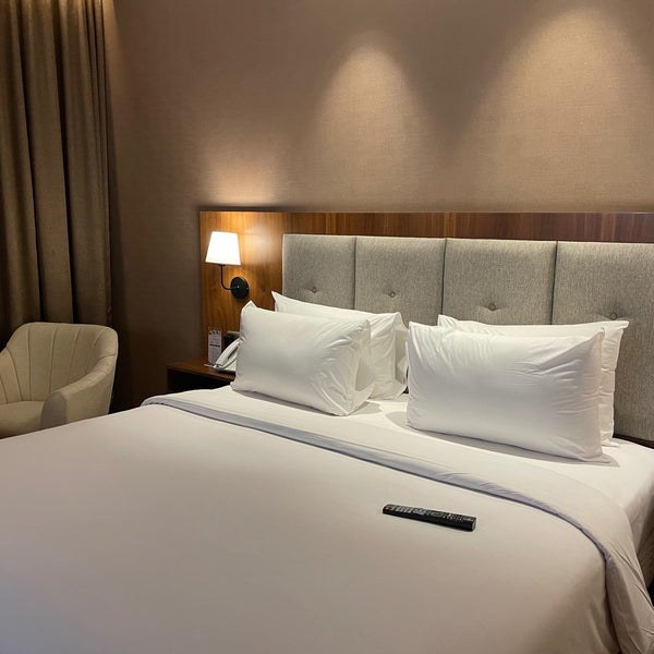 Avenzel Hotel And Convention Cibubur - 3 tips