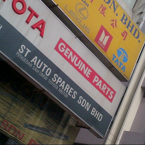 ST Auto Spares Sdn Bhd - Automotive Repair Shop in Kampung Bahru