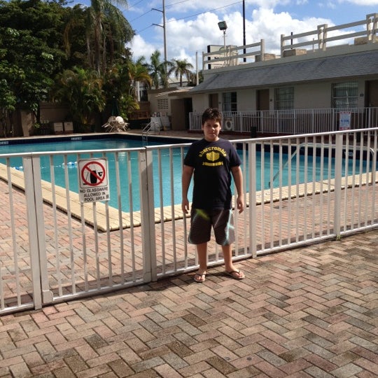 Photos at Days Inn Miami Airport North - 4767 N.W. 36th St.