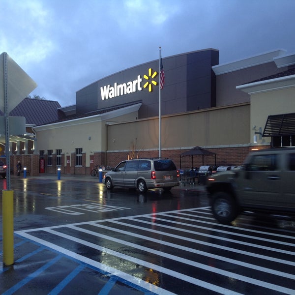Walmart Supercenter - Big Box Store