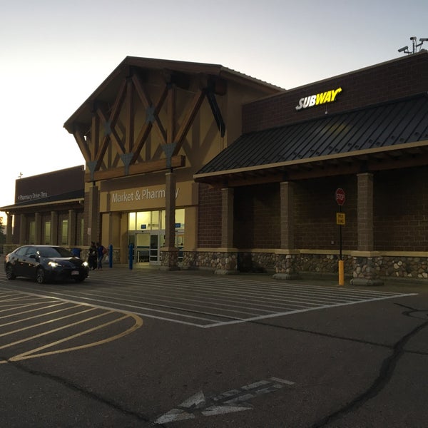 Walmart Supercenter - 13 tips from 1436 visitors