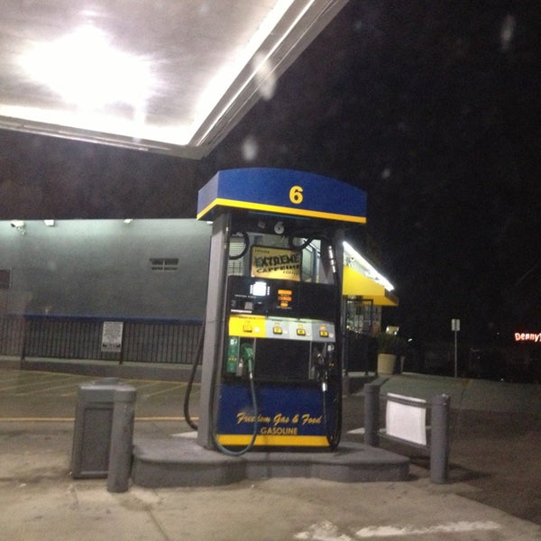 Freedom Gas (Now Closed) - San Leandro, CA