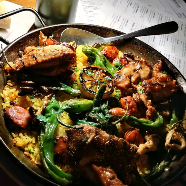 Contigo Latin Kitchen - 3770 E Sunrise Dr