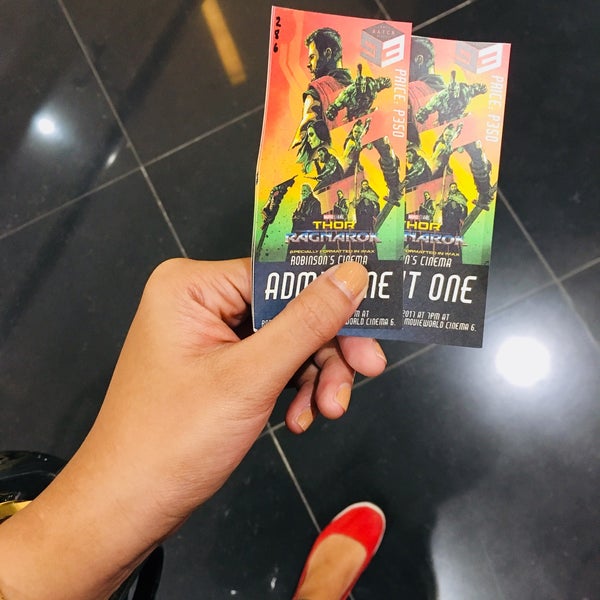 Robinsons Movieworld - 2 tips