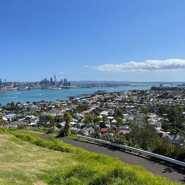 Mount Victoria Reserve - Scenic Lookout in Devonport