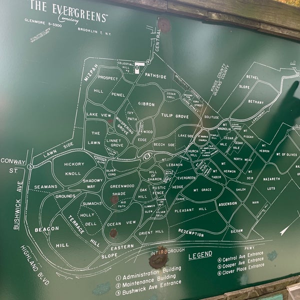 Evergreens Cemetery - Cemetery in Brooklyn