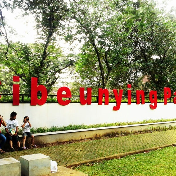Taman Cibeunying - Park