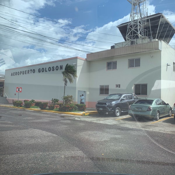 Golosón International Airport - Airport
