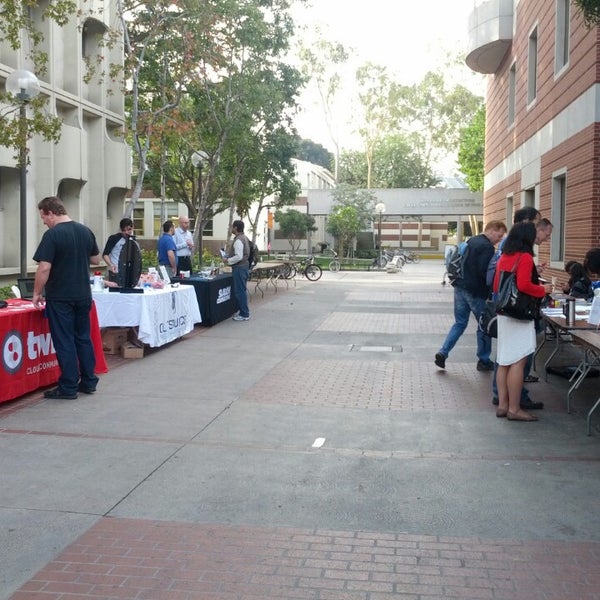 Stauffer Science Lecture Hall (SLH) - South LA - 4 tips